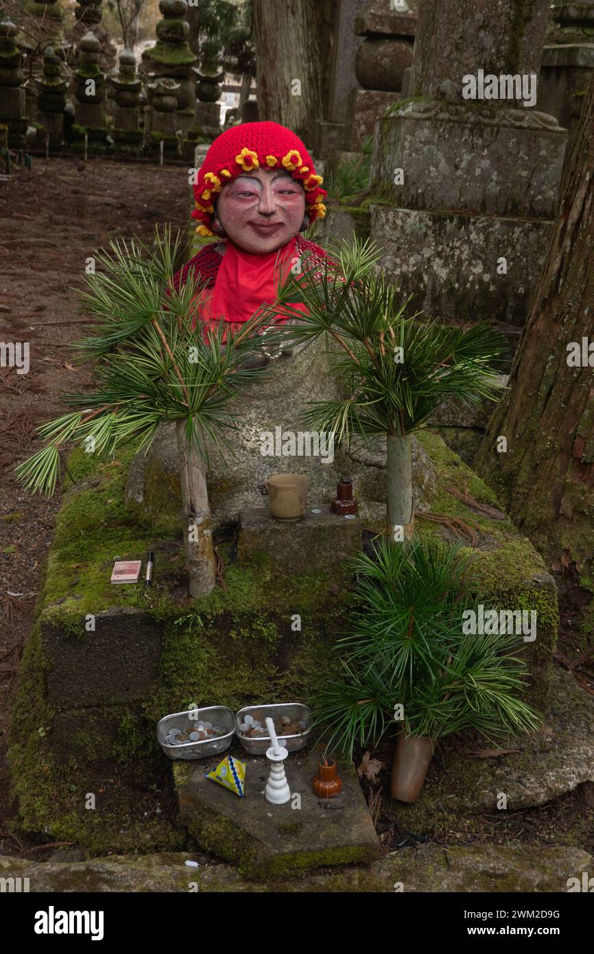 Jizo statue in the Okunoin Cemetery, Mount Koya (Koyasan), Wakayama ...