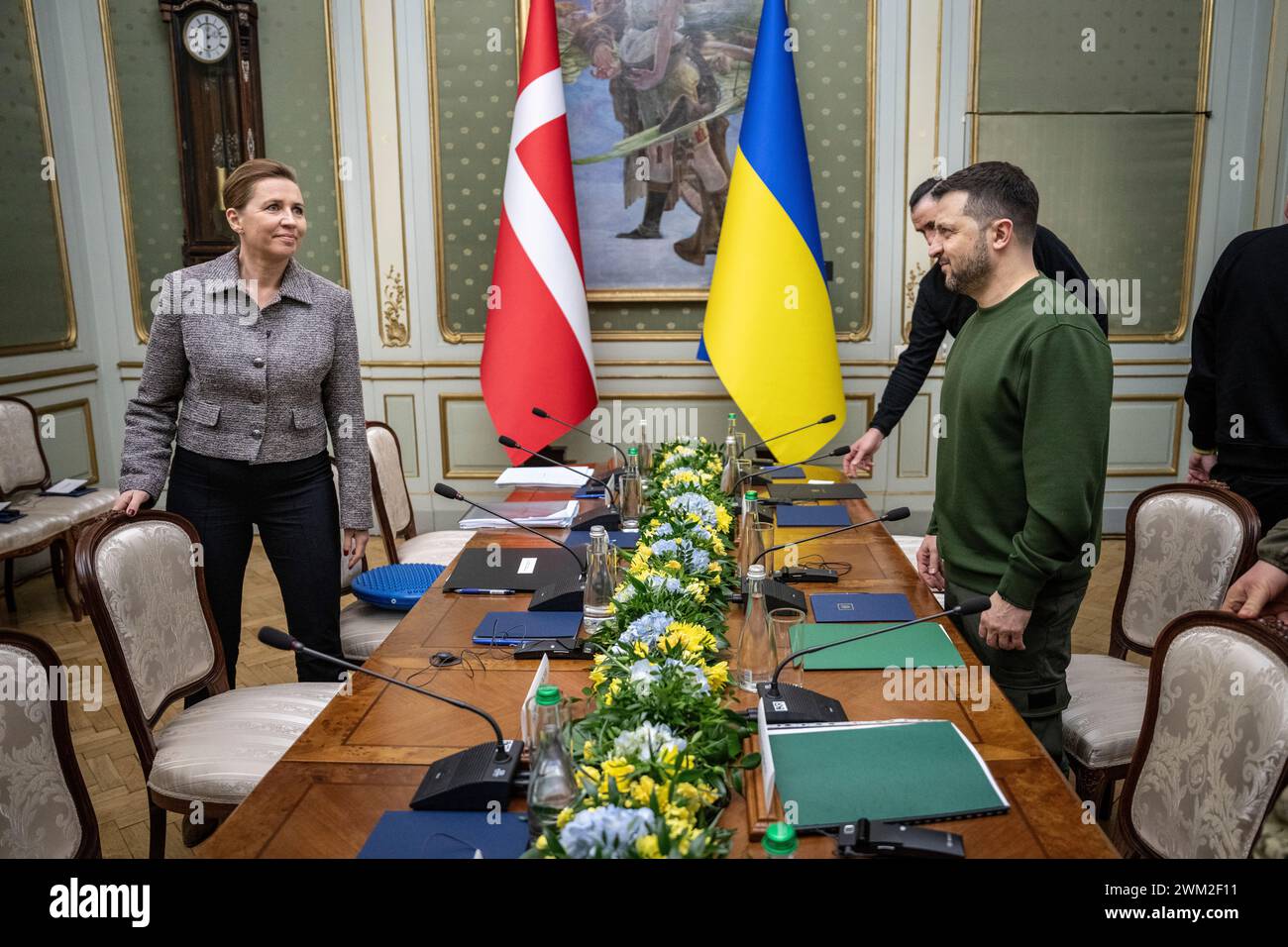Danmarks statsminister Mette Frederiksen (S) og ukraines praesident ...
