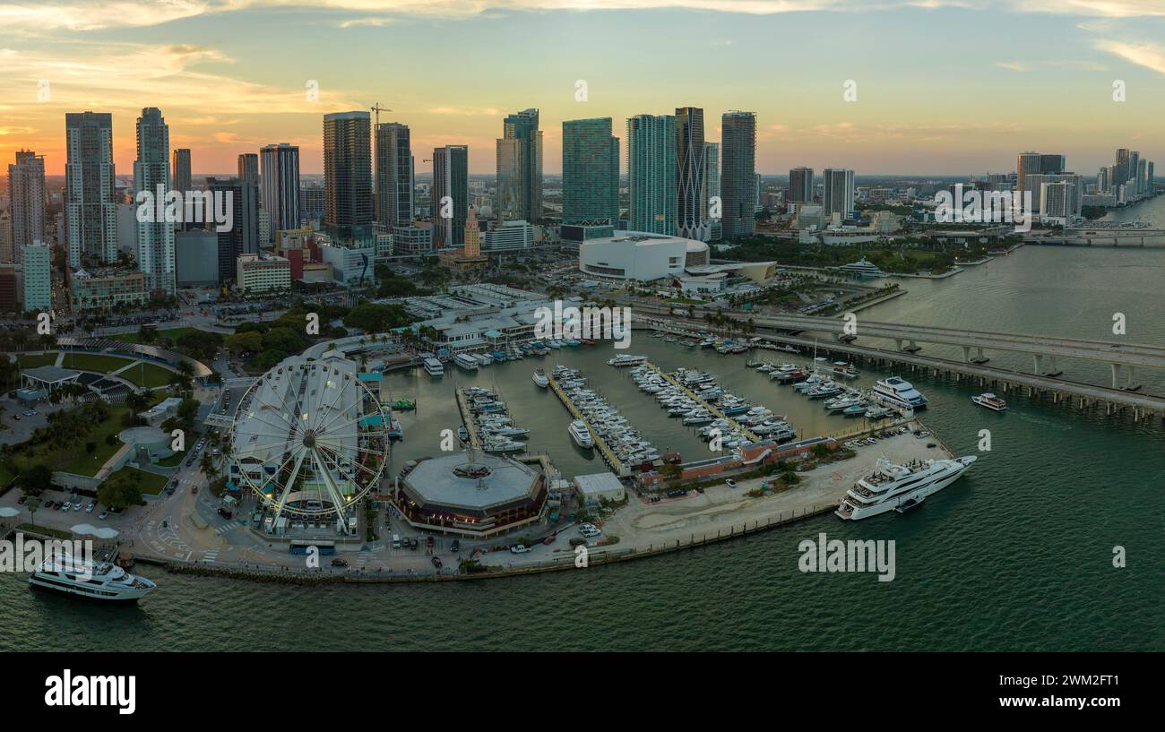 Aerial view of Skyviews Miami Observation Wheel at Bayside Marketplace ...