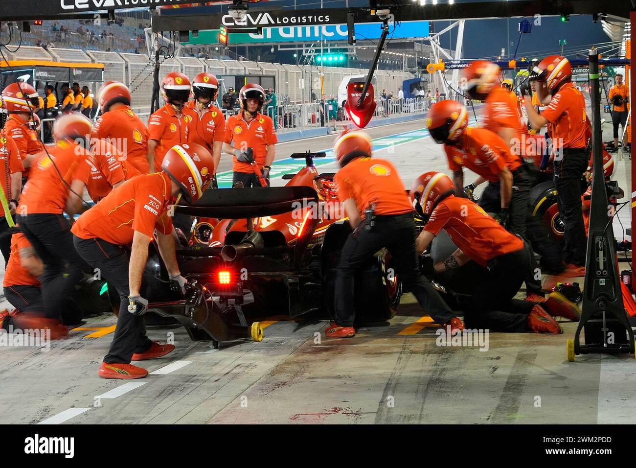Ferrari pit stop 2024 hi-res stock photography and images - Alamy