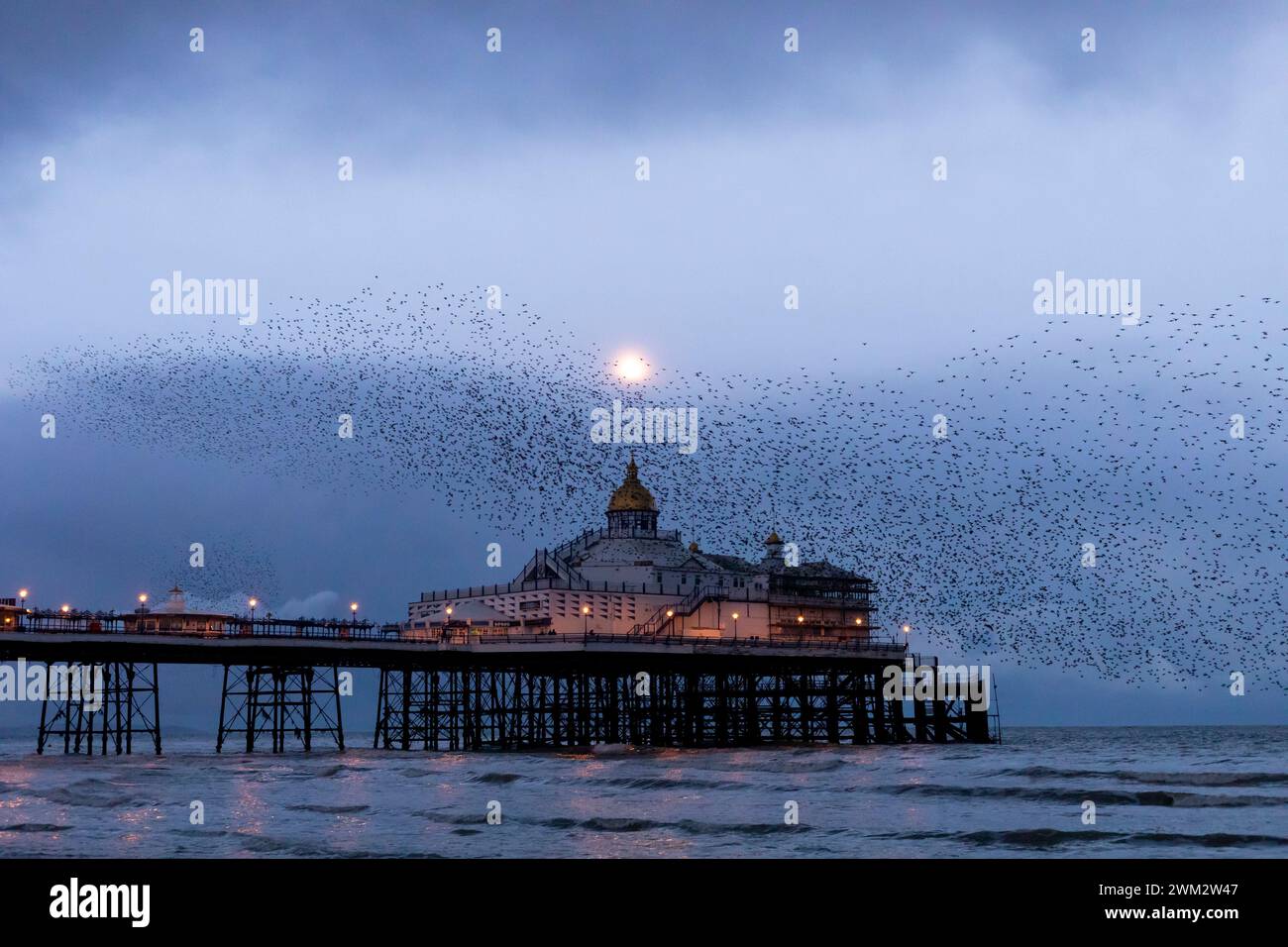 Eastbourne, UK. 23rd Feb 2024 Tonights full moon or Snow moon rises ...