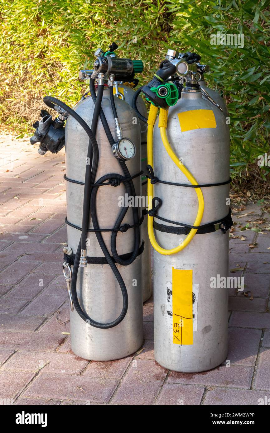 Diving regulator hi-res stock photography and images - Alamy