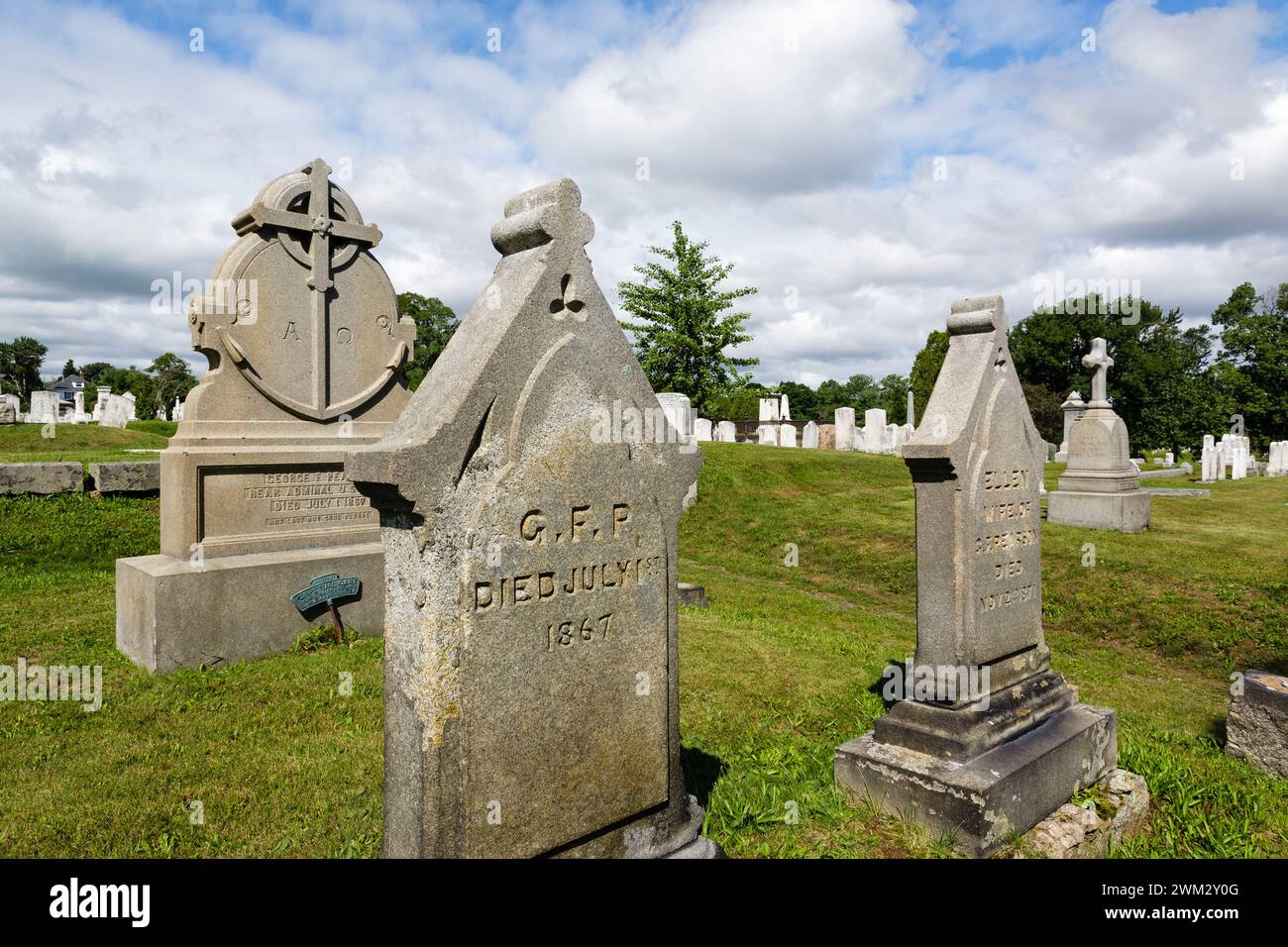 Headstones at South Cemetery in Portsmouth, New Hampshire Stock Photo ...