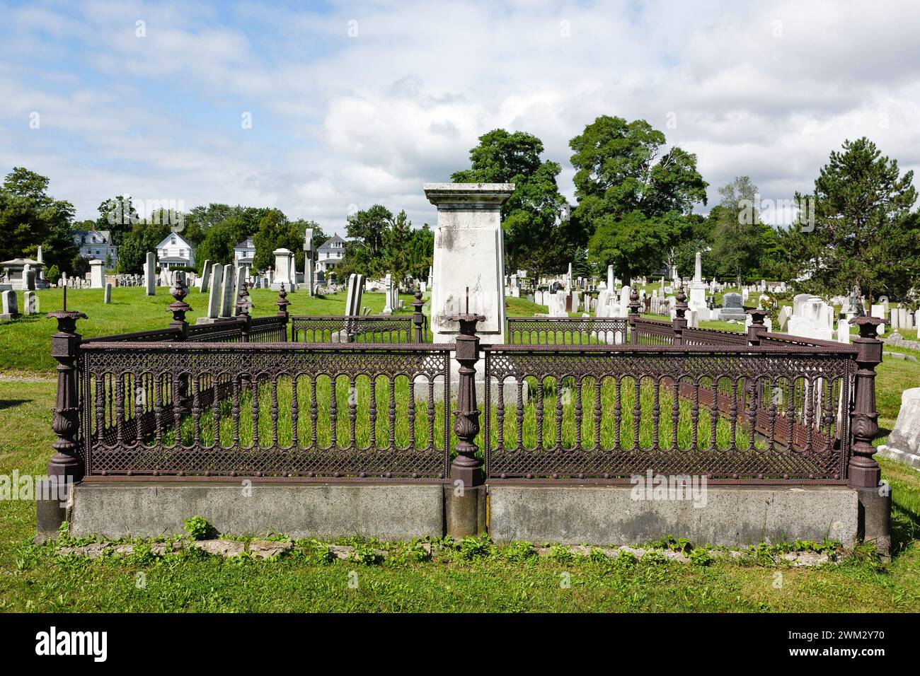 Headstones at South Cemetery in Portsmouth, New Hampshire Stock Photo ...