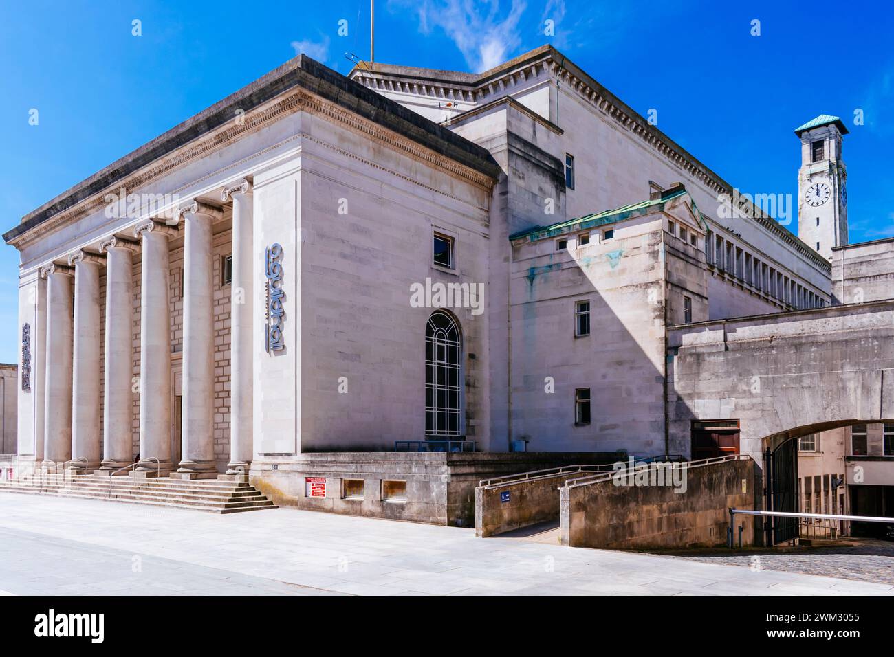 Southampton Guildhall, branded the O2 Guildhall Southampton, is a ...