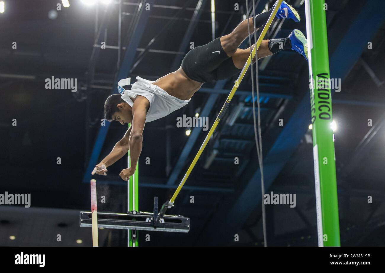 Berlin, Germany. 23rd Feb, 2024. Athletics: Istaf Indoor, men's pole ...