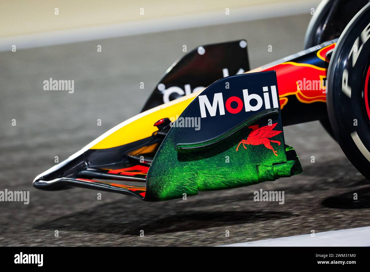 Red Bull Racing RB20, mechanical detail of the flow vis aero paint on ...