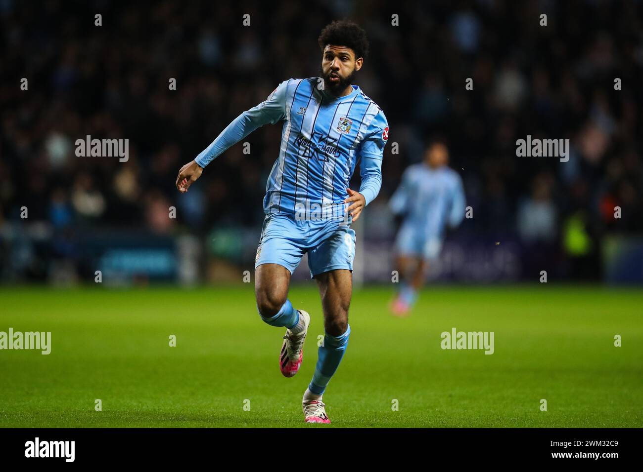 Ellis Simms of Coventry City during the Sky Bet Championship match ...