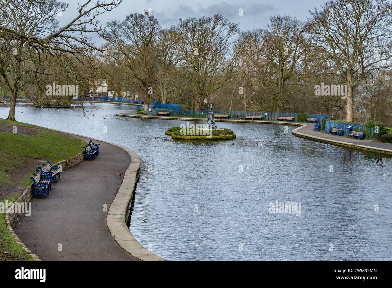 Peter pan statue lister park hi-res stock photography and images - Alamy