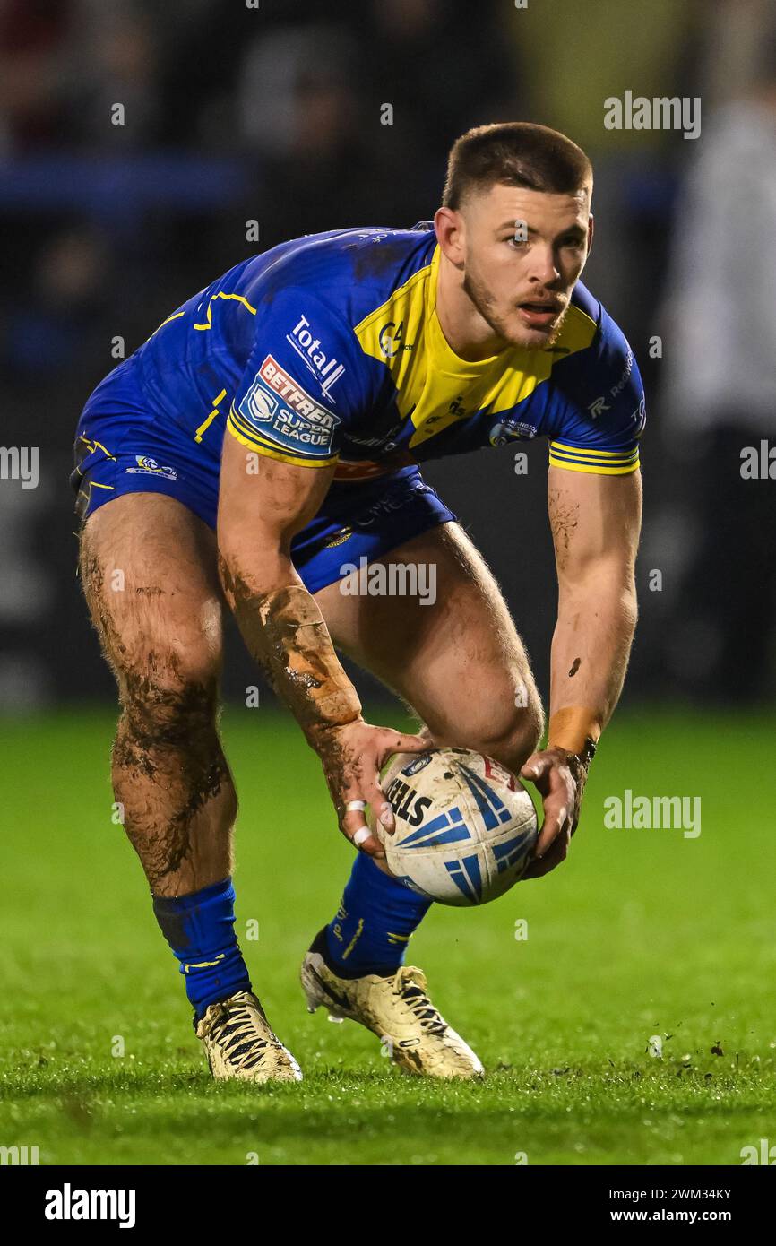 Danny Walker of Warrington Wolves in action during the Betfred Super ...