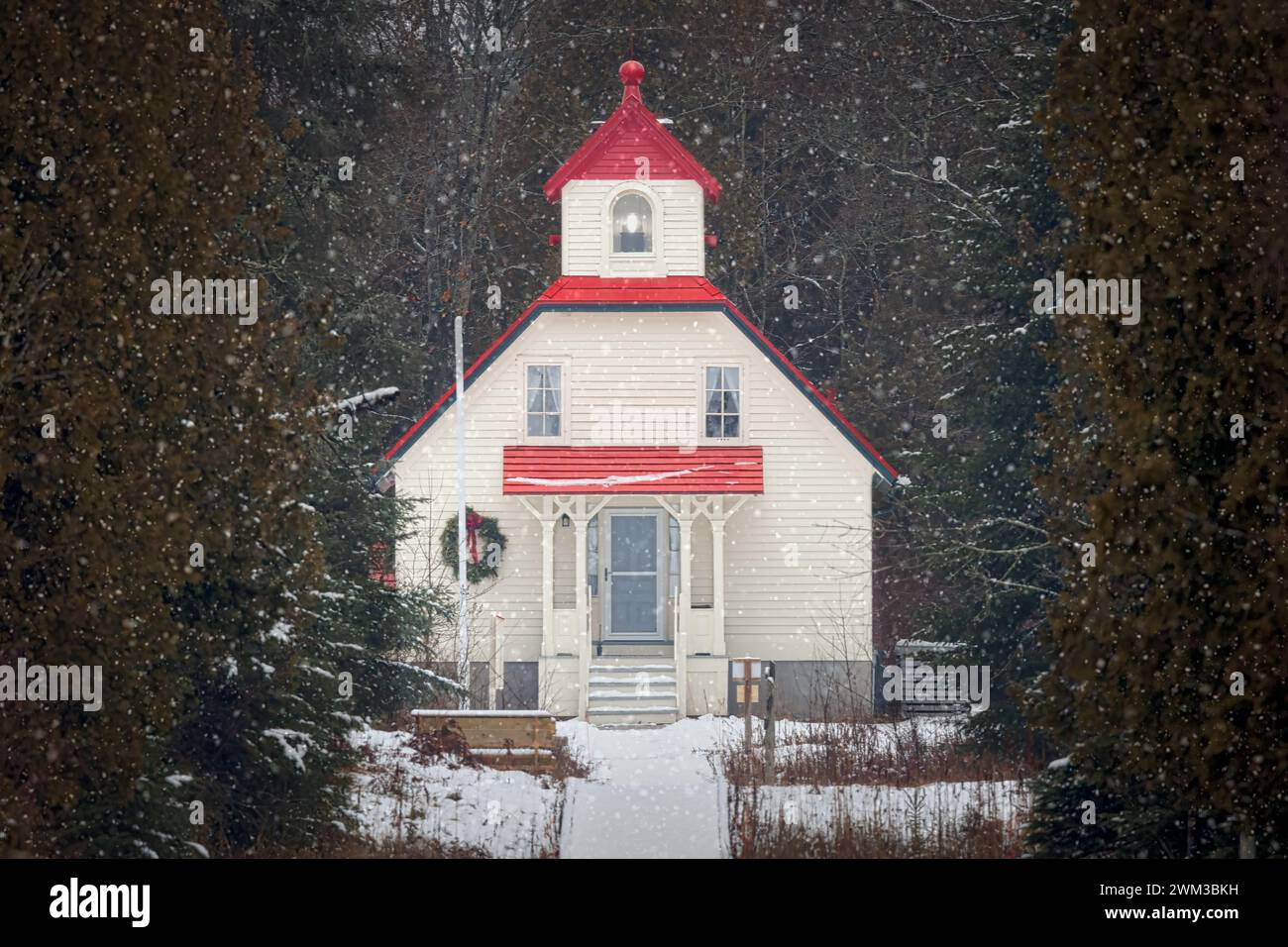 The Upper Range Light built in 1870 and, together with the Lower Range ...