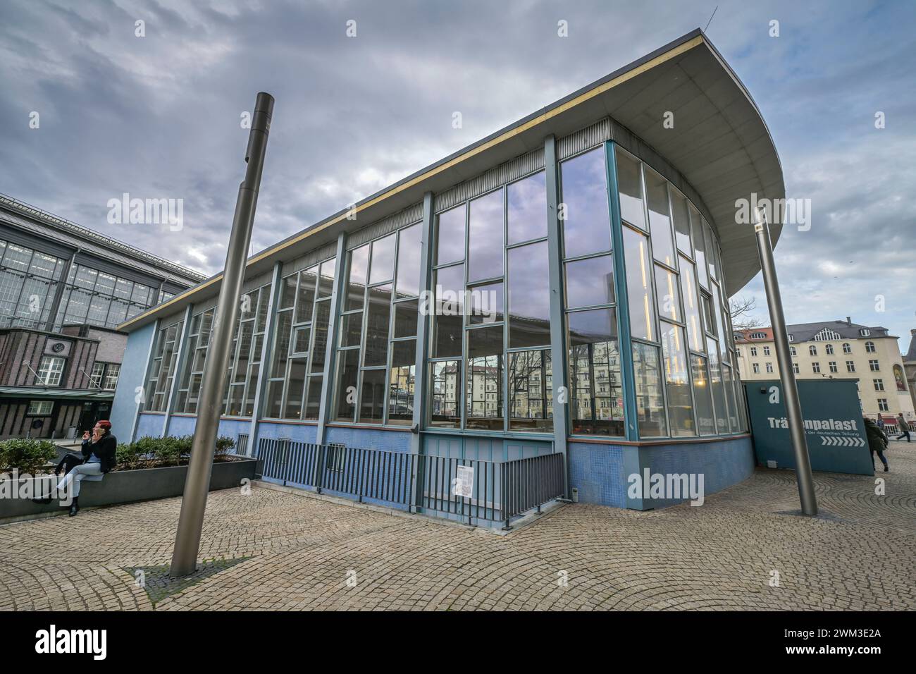 Tränenpalast, Museum zur Deutschen Teilung und Mauerfall ...