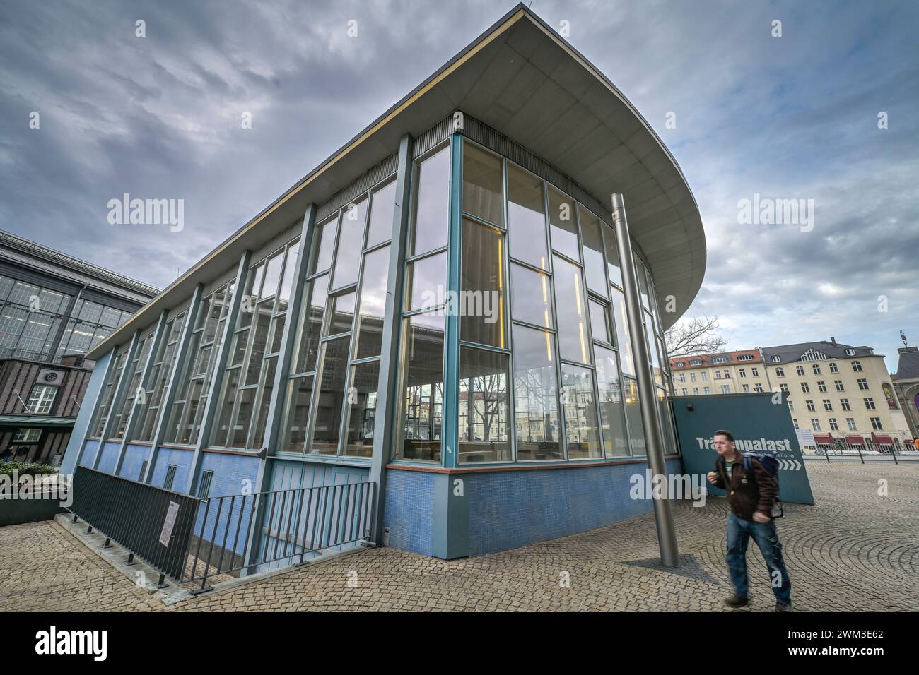 Tränenpalast, Museum zur Deutschen Teilung und Mauerfall ...