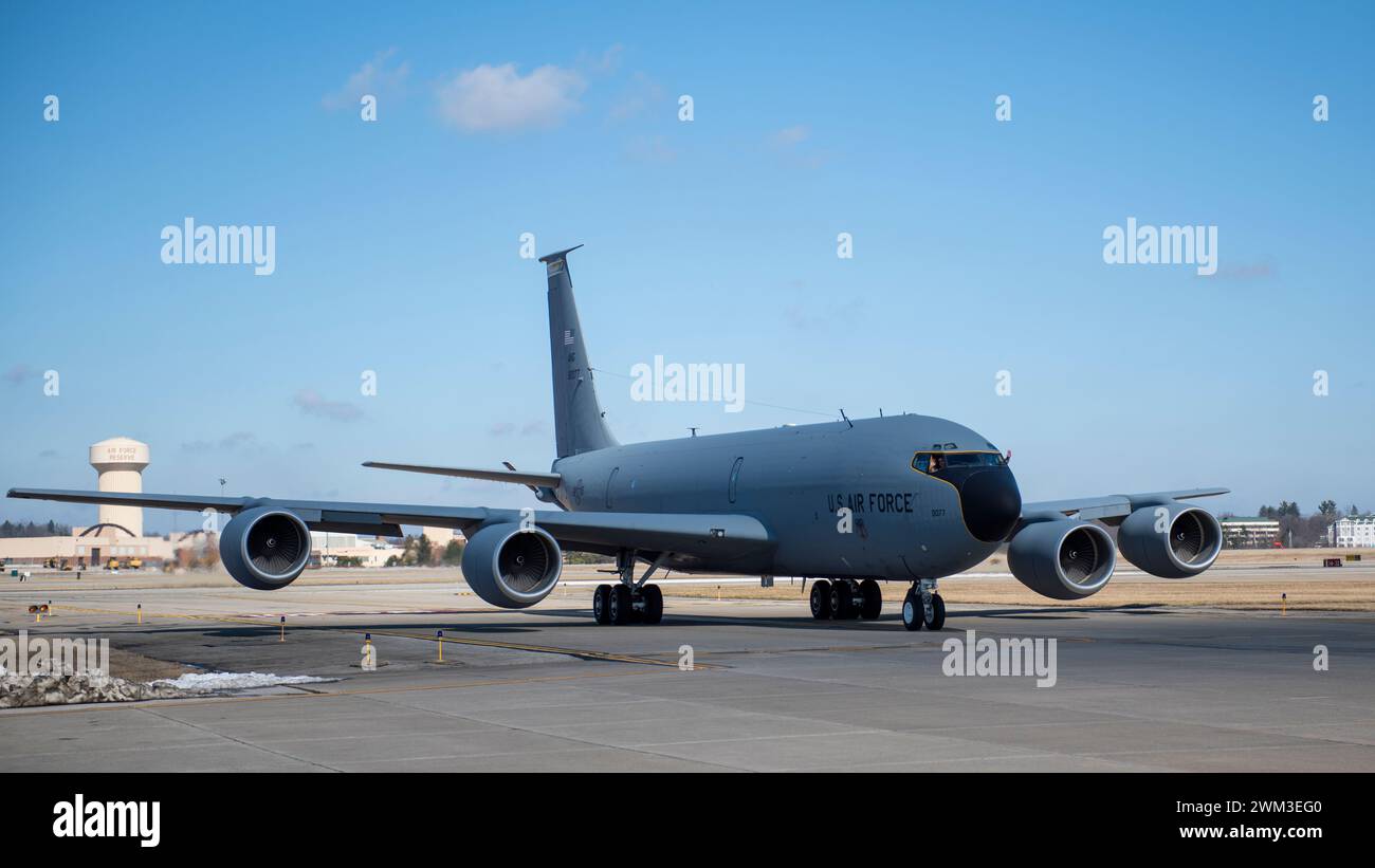 A KC-135 Stratotanker aircraft flying at Pittsburgh International ...