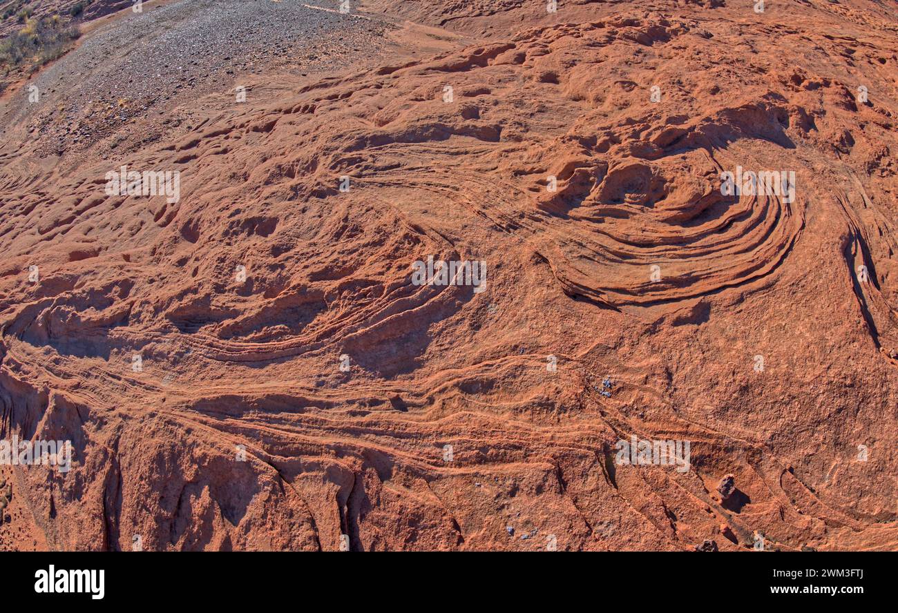The ripples of fossilized sand dunes in the badlands of Horseshoe Bend ...