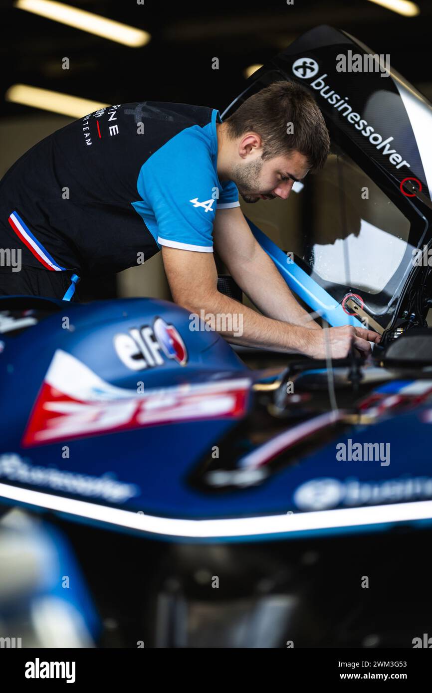 Alpine Endurance Team, Alpine A424 #35, mechanic, mecanicien, ambiance ...