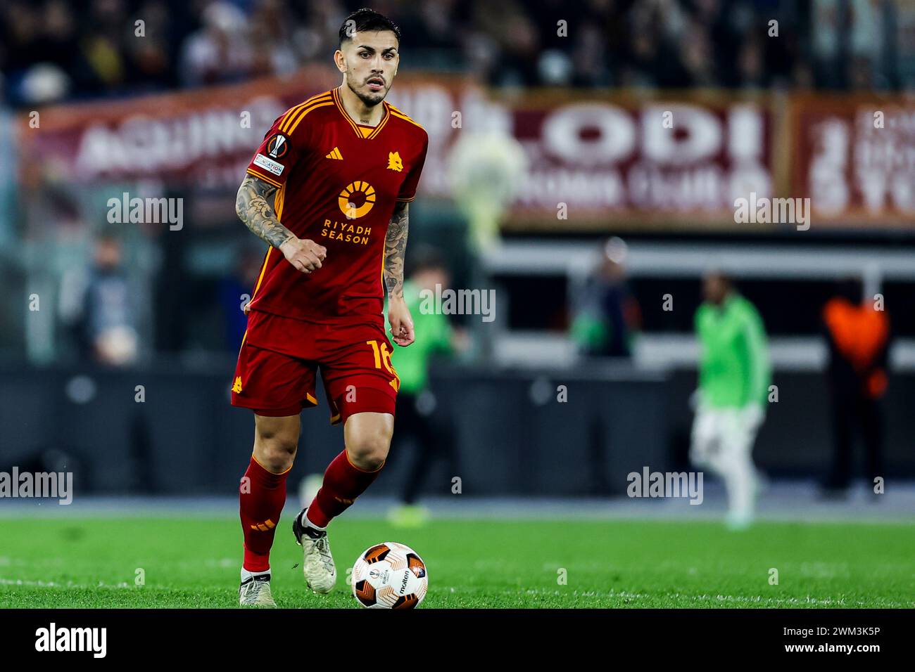 Roma’s Argentinian midfielder Leandro Paredes controls the ball during ...