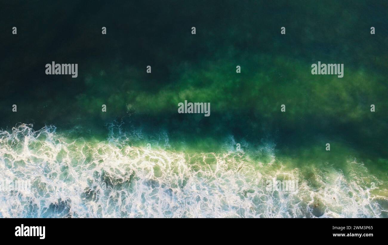 Towards waves hi-res stock photography and images - Alamy