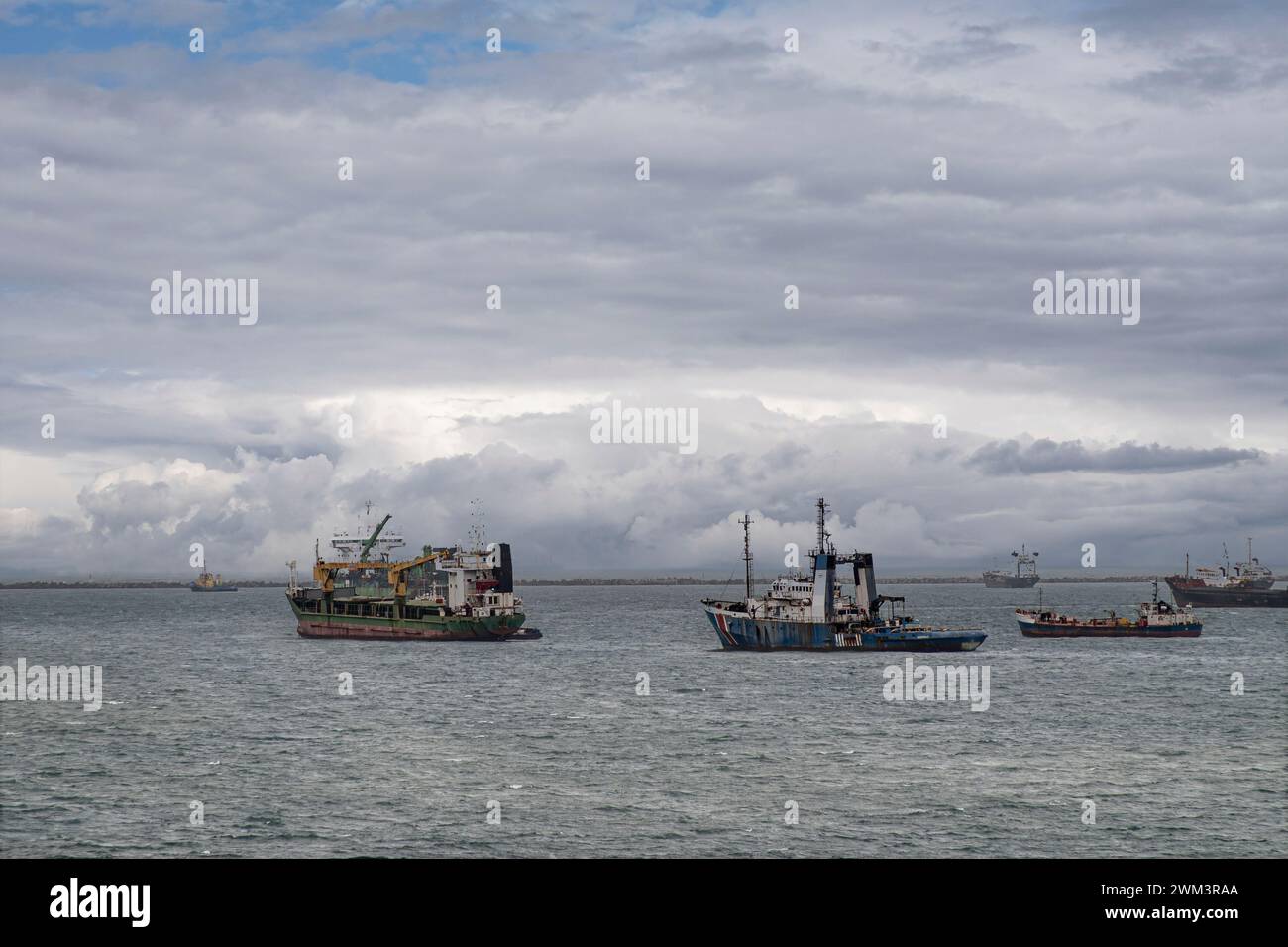 Limon Bay, Colon, Panama - July 24, 2023: Waiting ships anchored on bay ...
