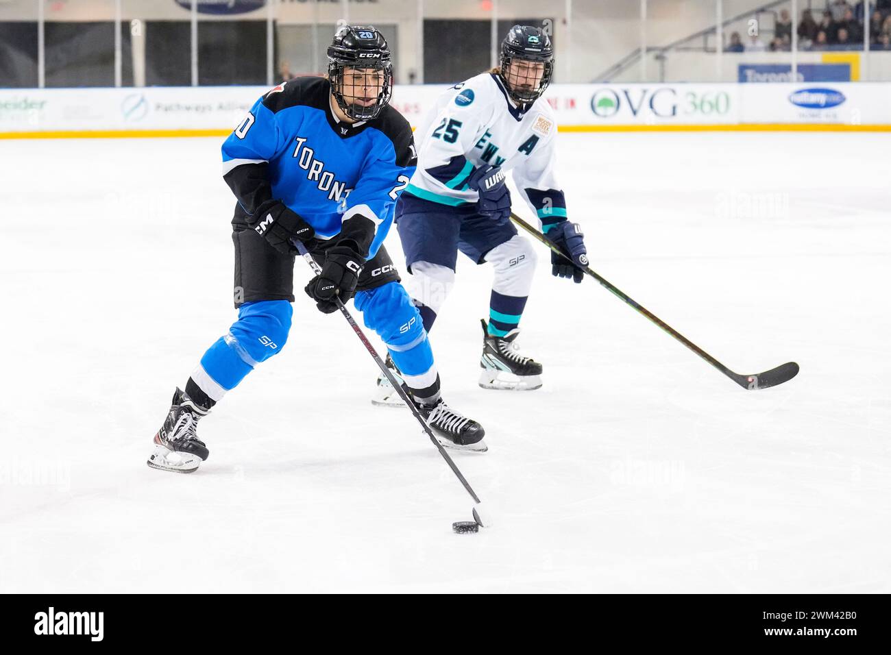 Toronto, Canada. 23rd Feb, 2024. Toronto's Sarah Nurse (20) plays the ...