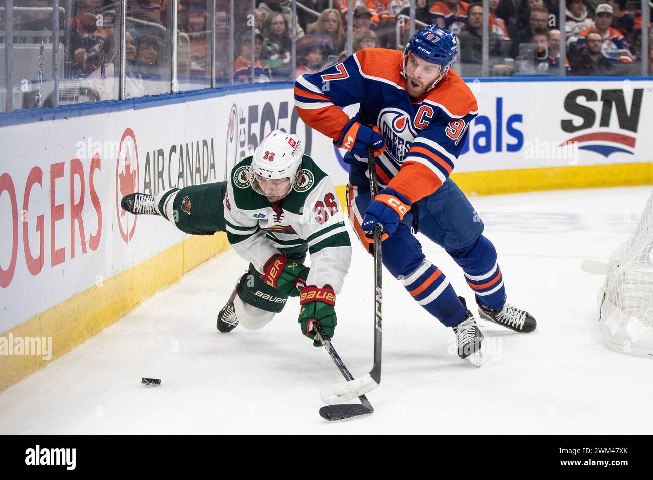 Minnesota Wild's Mats Zuccarello (36) and Edmonton Oilers' Connor ...