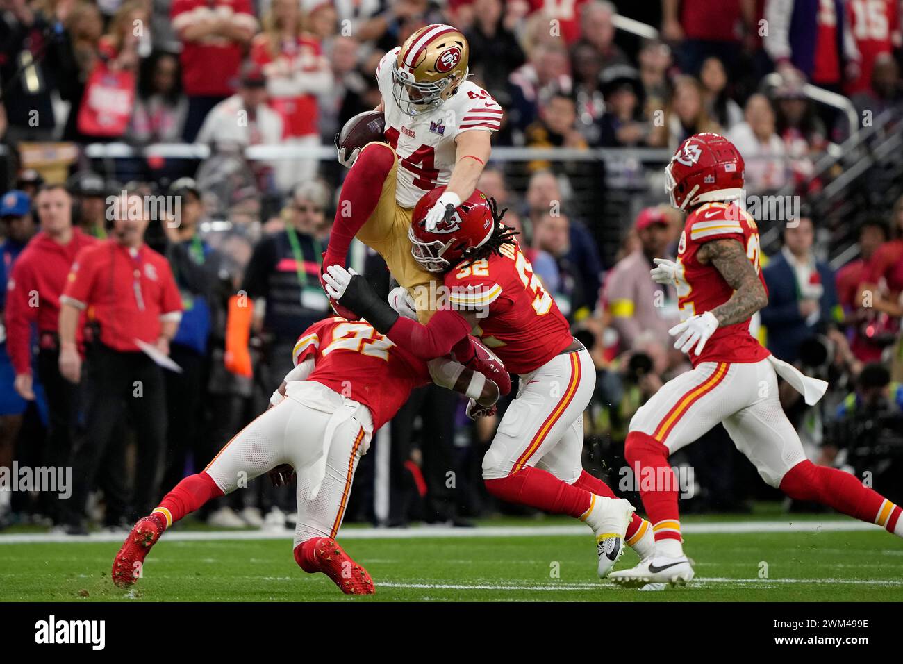 San Francisco 49ers fullback Kyle Juszczyk (44) tries to leap over ...