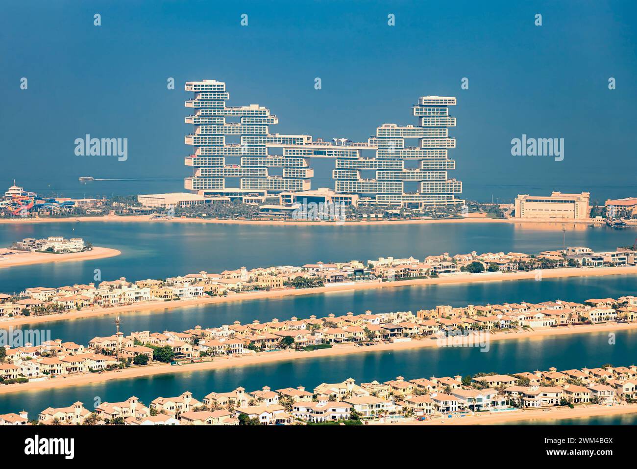 Royal Atlantis Hotel And Residences View From The Seaside Dubai Uae