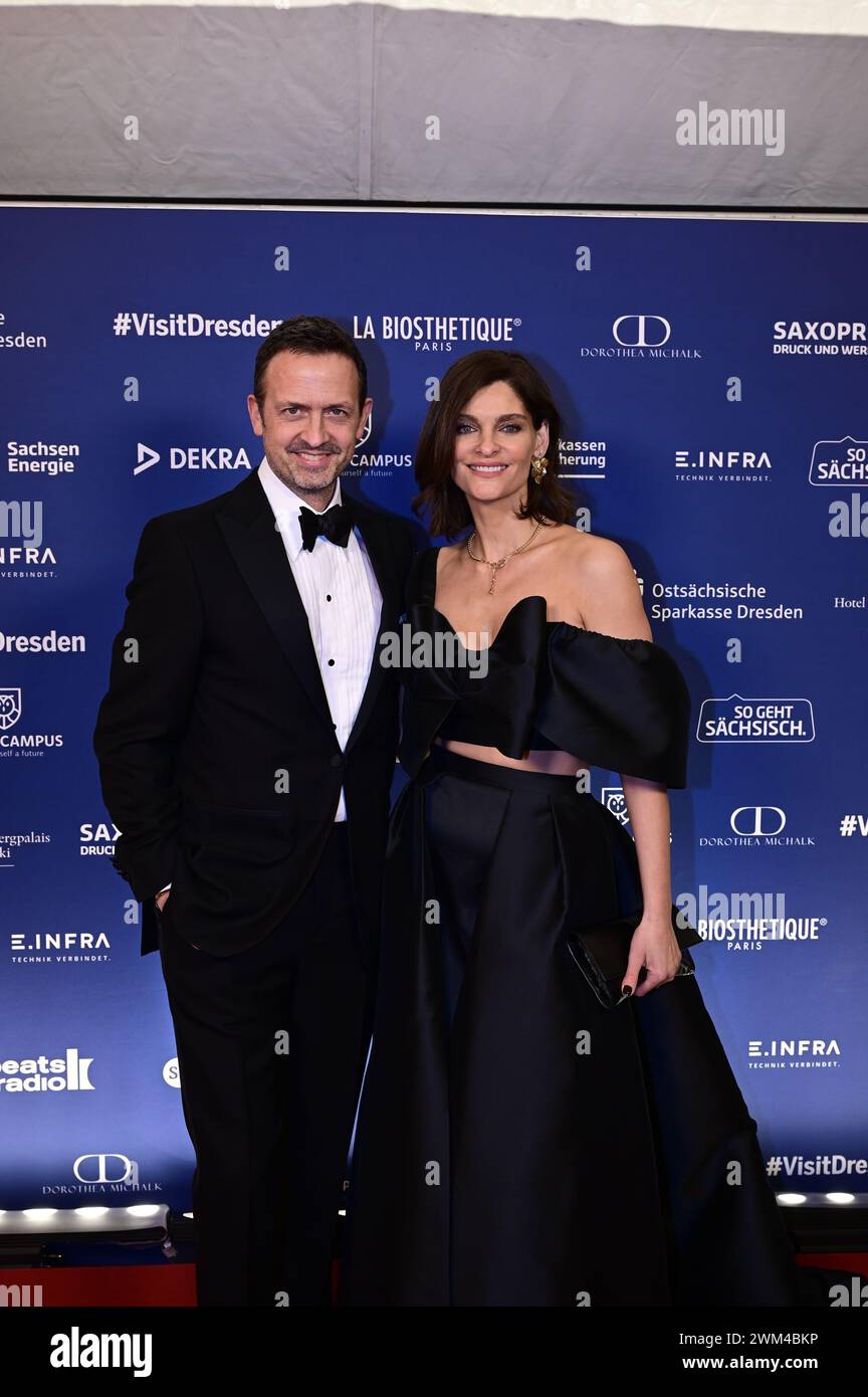 Till Brönner mit Ehefrau Nadia Dassouki beim 16. SemperOpernball 2024 ...
