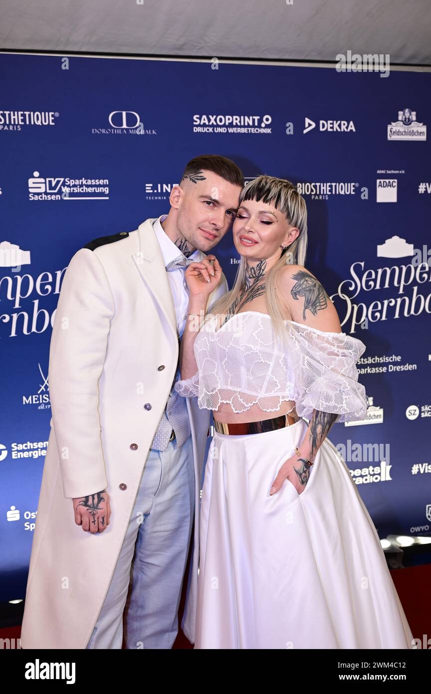 Eric Stehfest mit Ehefrau Edith Stehfest beim 16. SemperOpernball 2024 in der Semperoper ...