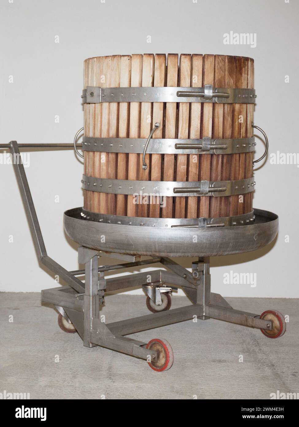 Old wine press in vineyard hi-res stock photography and images - Alamy