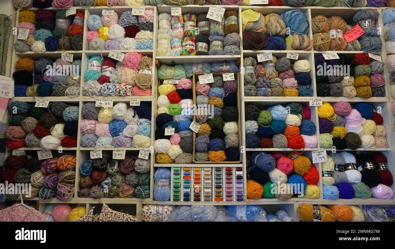 Racked open hi-res stock photography and images - Alamy
