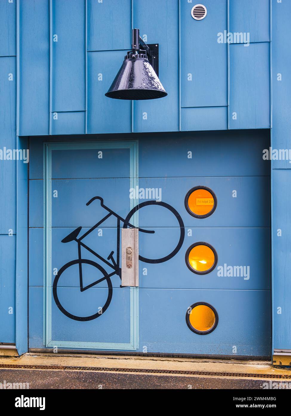 Bike features hi-res stock photography and images - Alamy