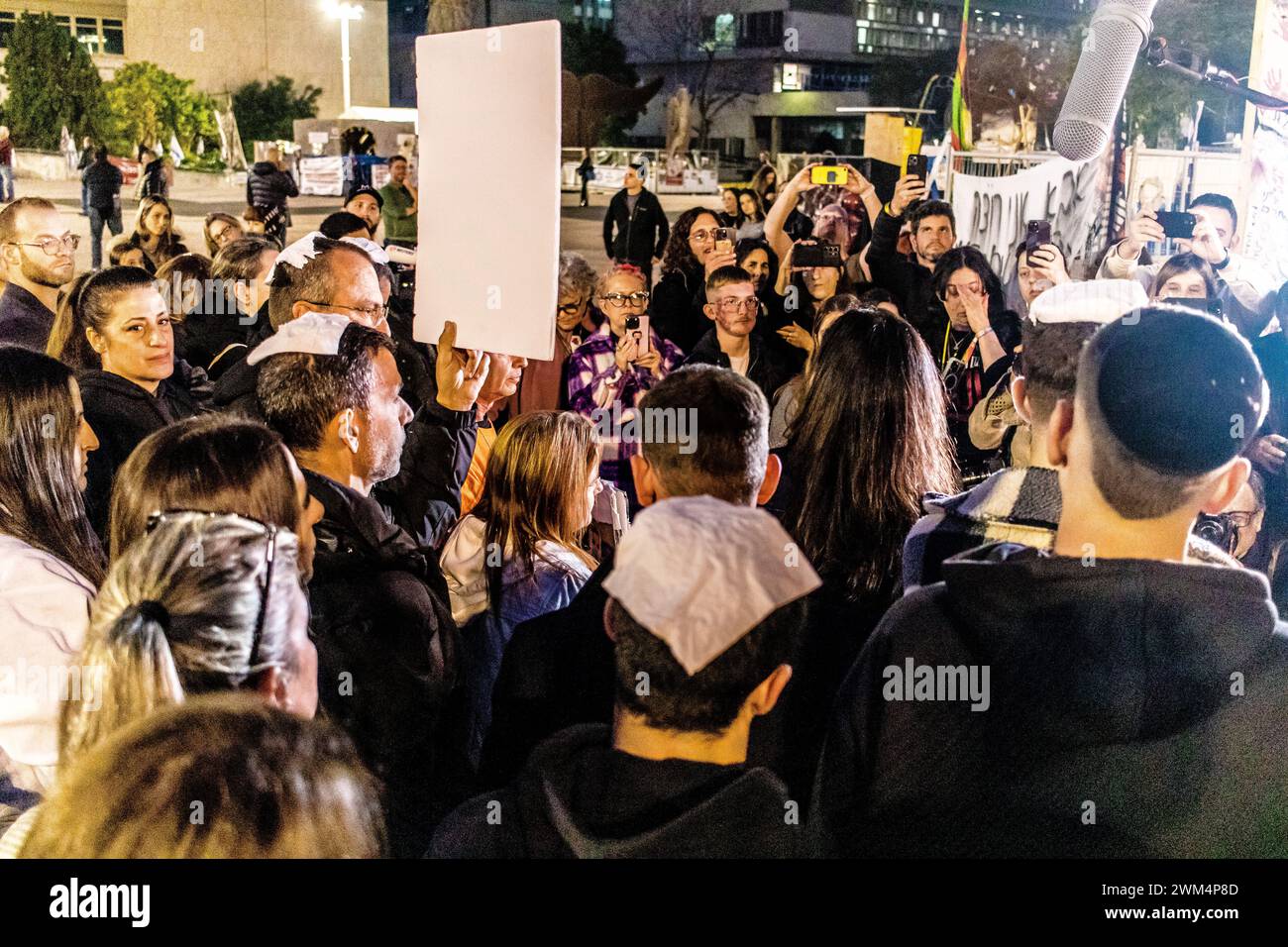 israel hostage square in tel aviv Stock Photo - Alamy