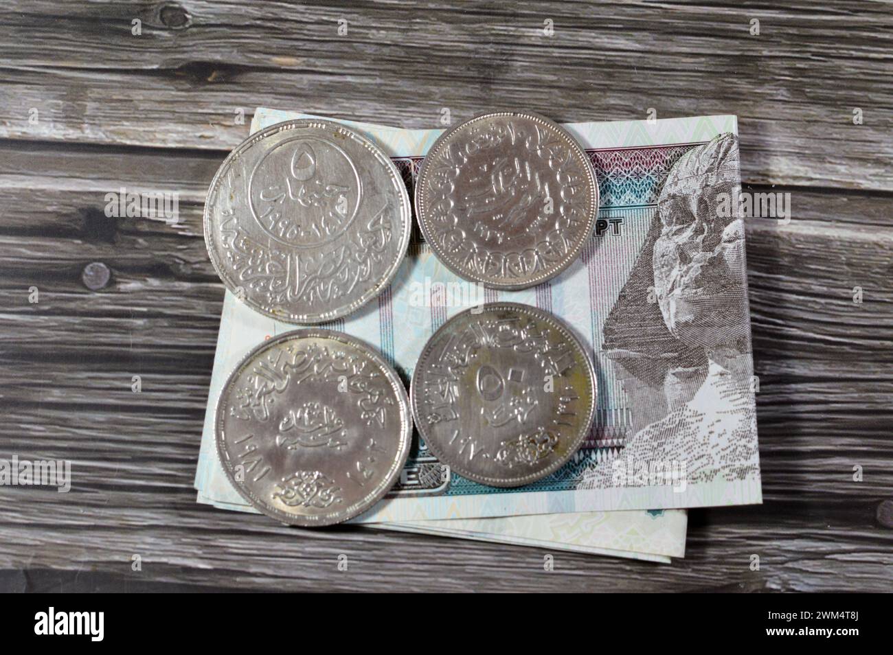 Egypt banknote with Egyptian silver coins of Orabi revolution ...