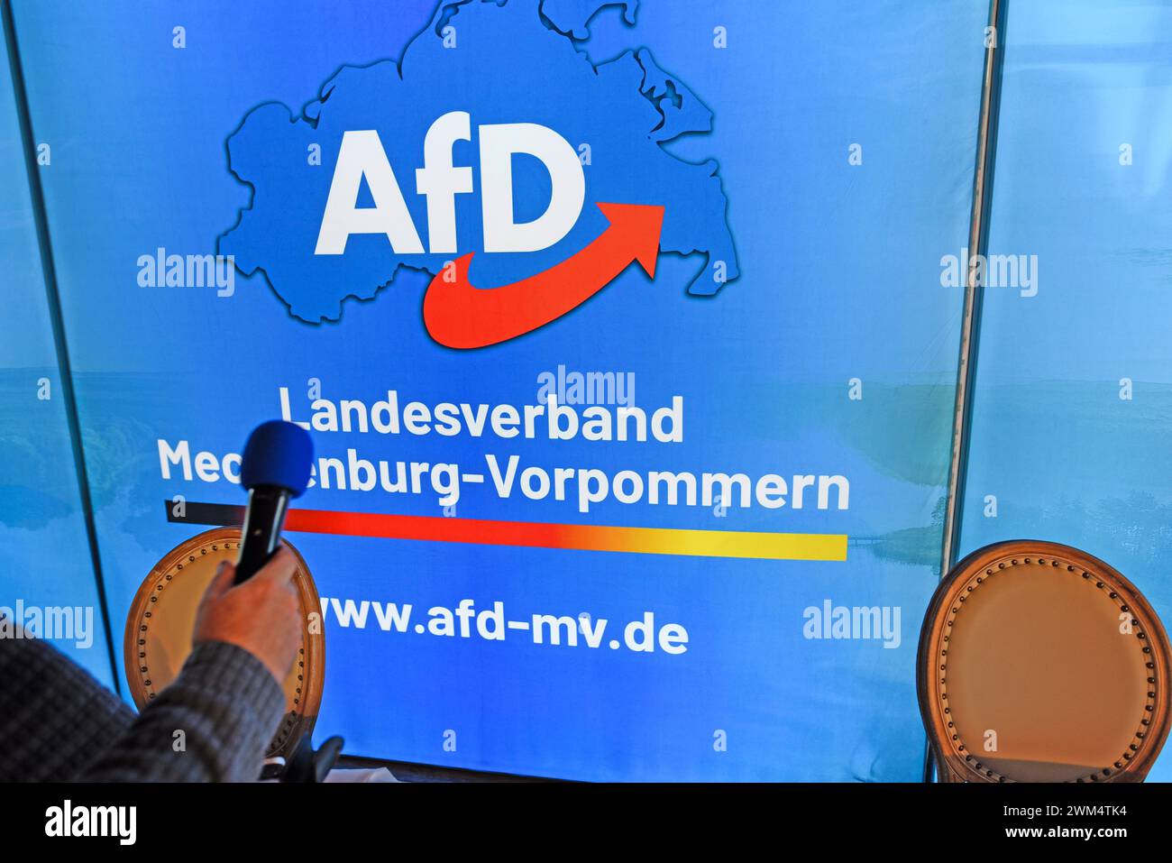 Hormann logo hi-res stock photography and images - Alamy