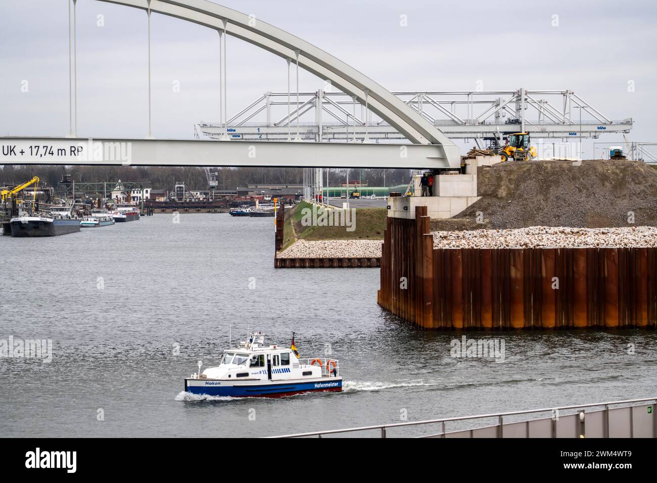 The Duisburg Gateway Terminal, new, trimodal transshipment point for ...