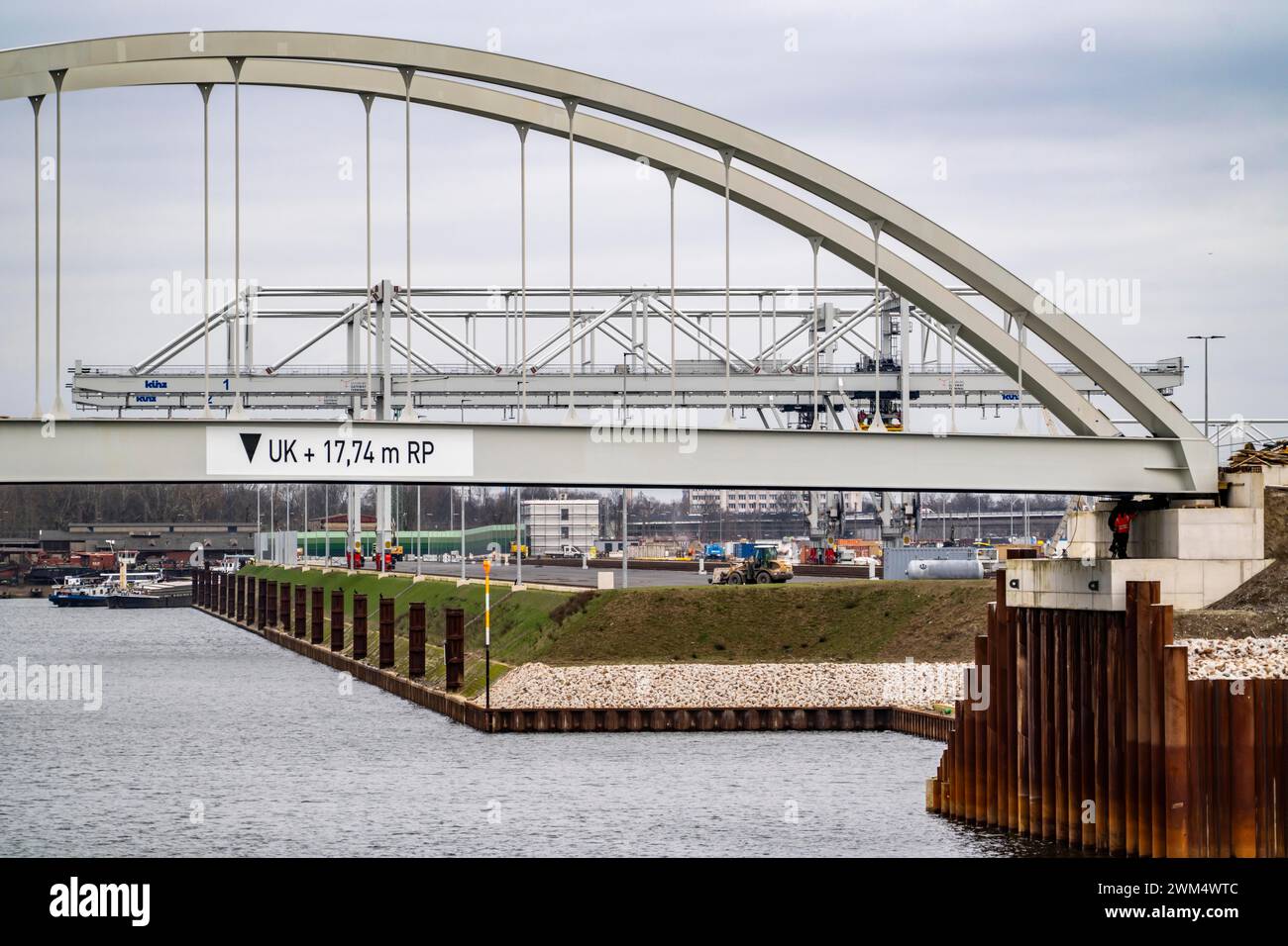 The Duisburg Gateway Terminal, new, trimodal transshipment point for ...