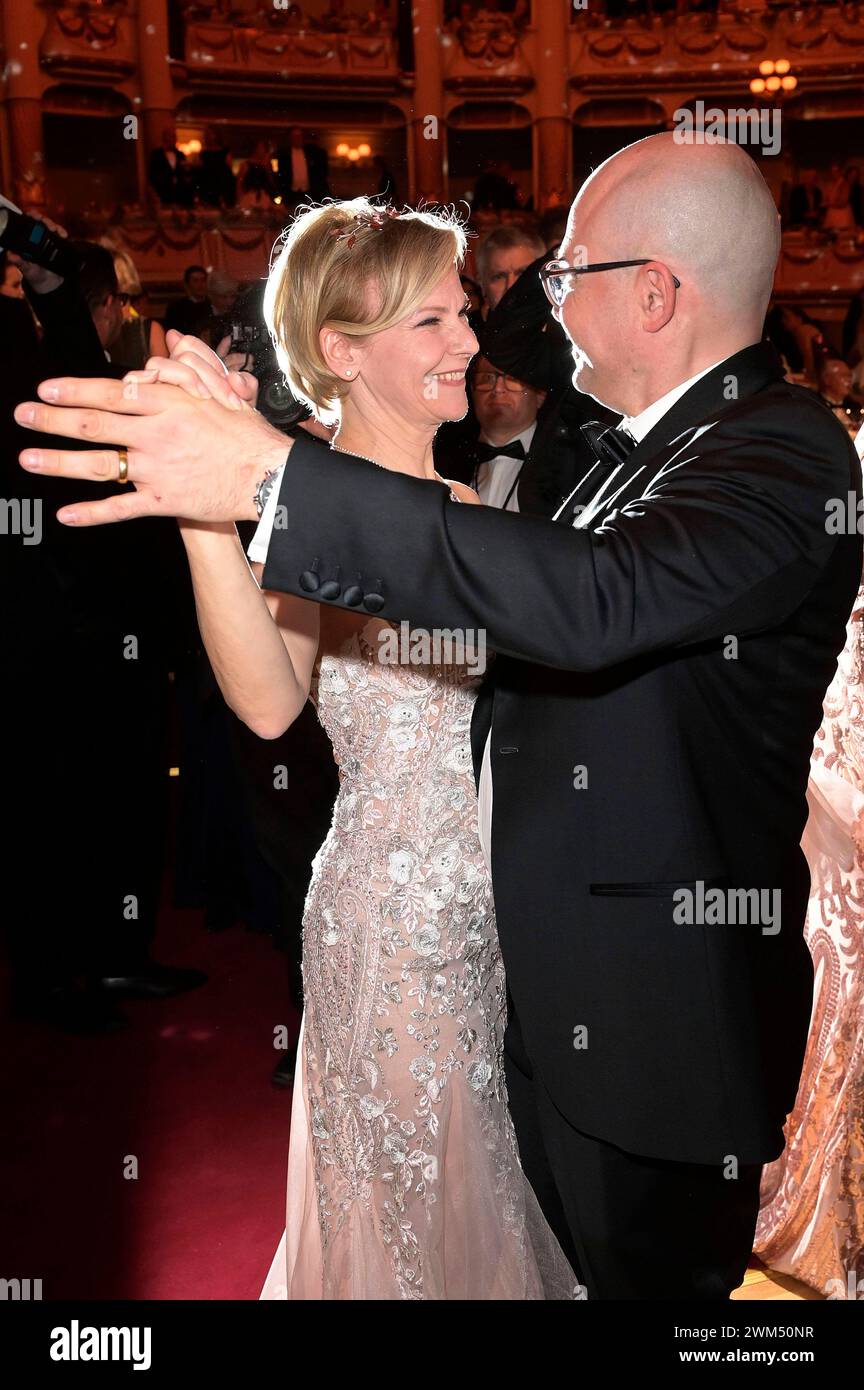 Andrea Kathrin Loewig mit Ehemann Andreas Thiele beim 16 ...