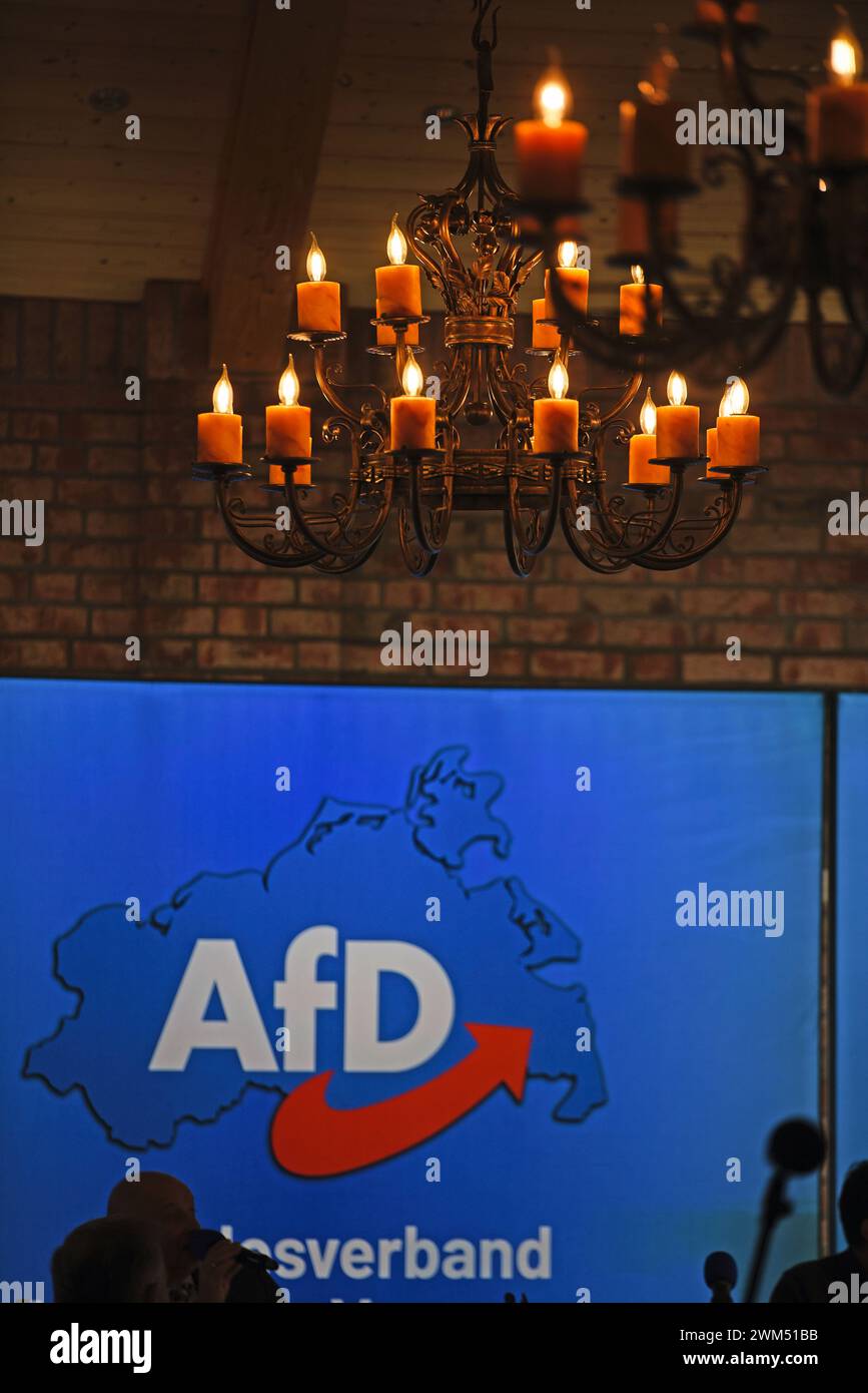 Kur logo hi-res stock photography and images - Alamy