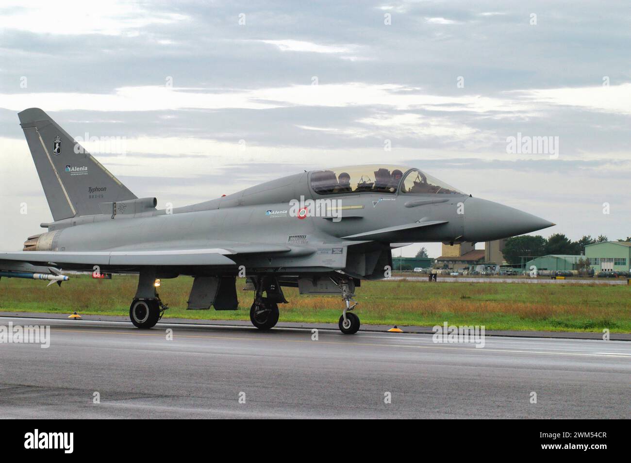 - Italian Air Force, the new fighter aircraft Eurofighter "Typhoon" on ...