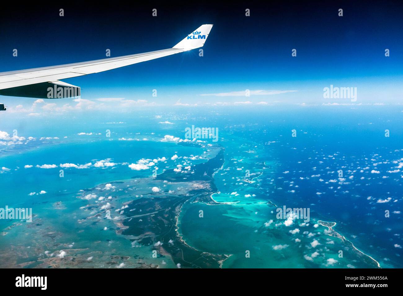 Flight with KLM above Bahamas Stock Photo - Alamy
