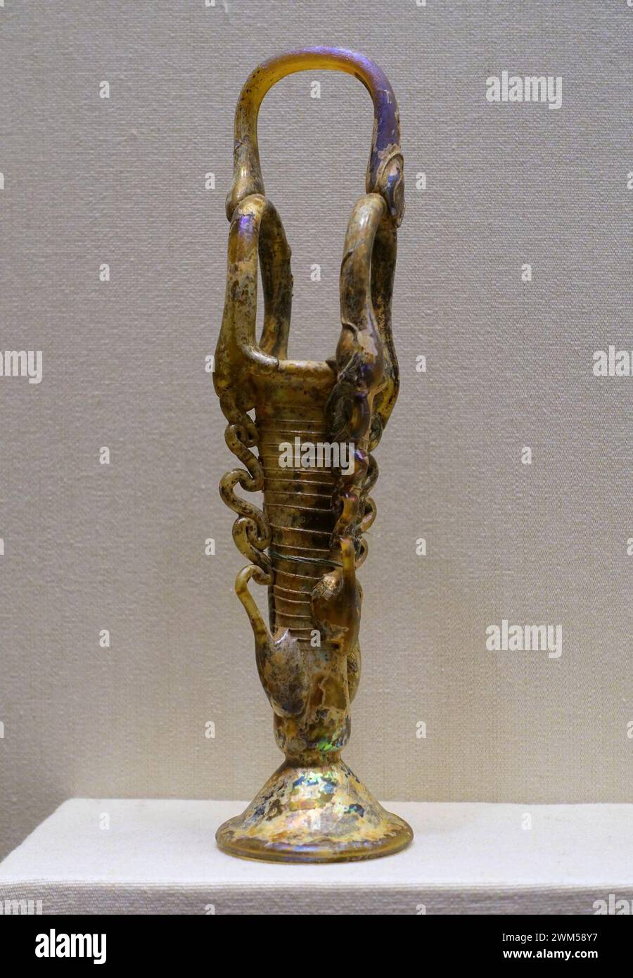 Basket-handled unguentarium, Eastern Mediterranean, 4th-5th century AD ...