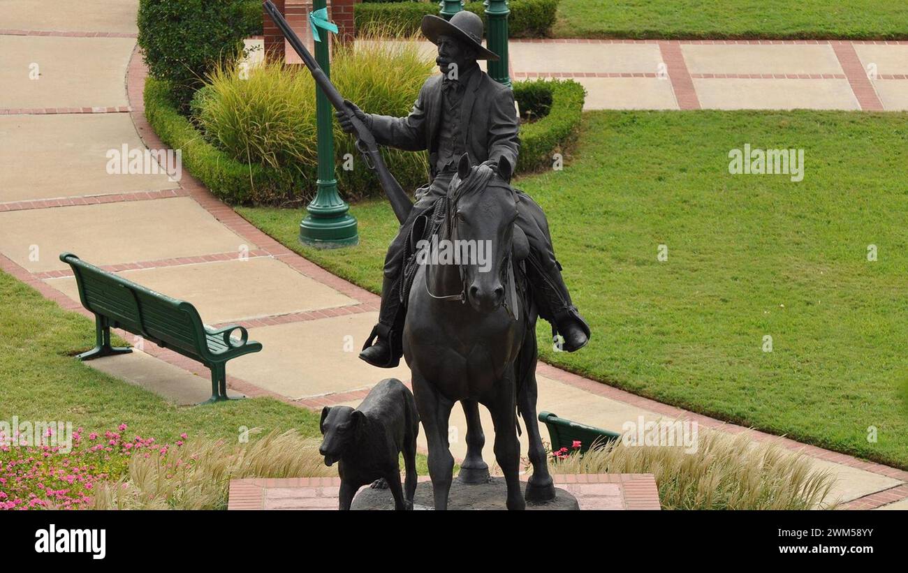 Bass Reeves Statue Stock Photo - Alamy