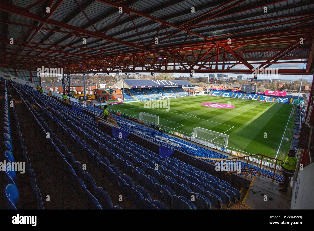 Edgeley park stockport general view hi-res stock photography and images ...