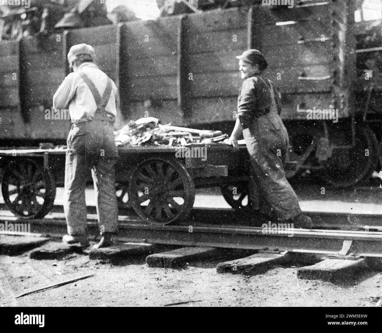 Old locomotive train railroad workers hi-res stock photography and ...