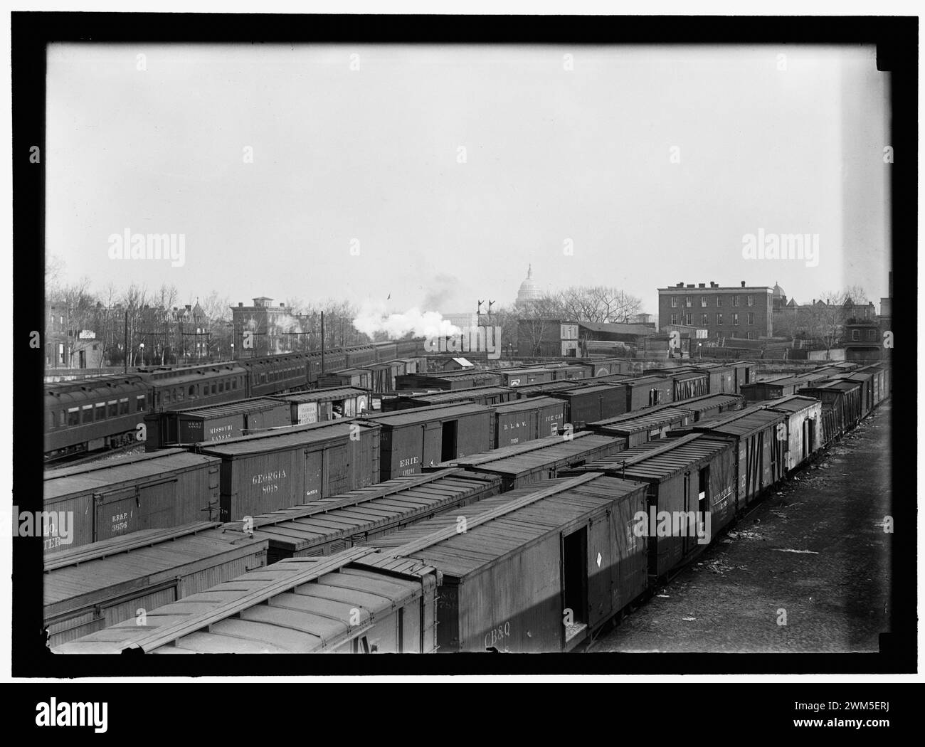 Freight trains - freight yard - U.S. CAPITOL. DOME FROM RAILROAD YARDS IN SOUTHEAST SECTION 1917 ...