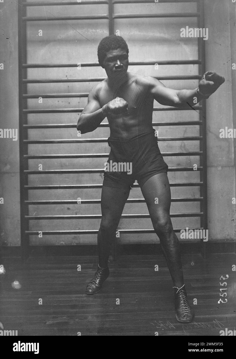 Battling siki hi-res stock photography and images - Alamy