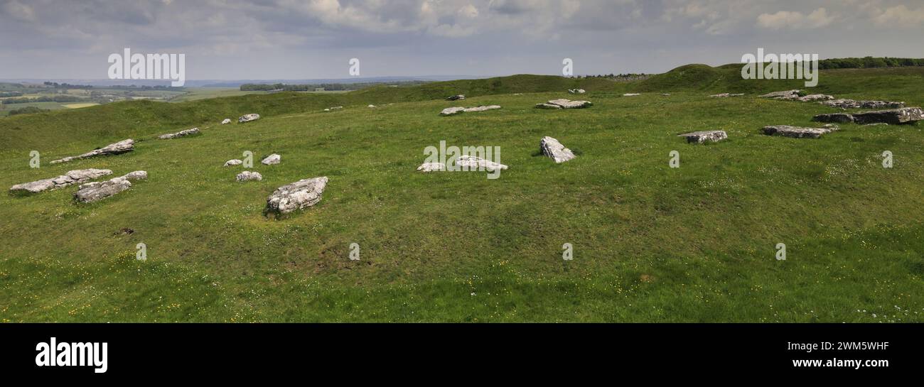 Arbor Low Henge Stone Circle, near the village of Monyash, Peak ...