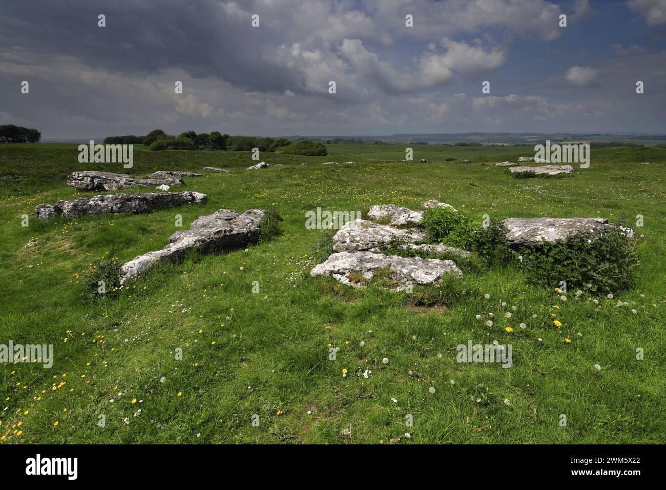 Arbor Low Henge Stone Circle, near the village of Monyash, Peak ...