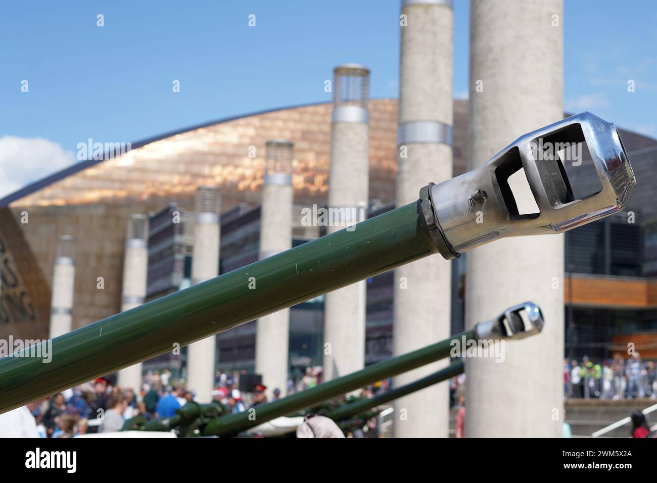 Barrels of the British Army, 105mm Light Gun Stock Photo - Alamy